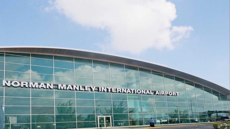 Ecuadorian Man Dies on Flight Diverted to Jamaica - Radamm